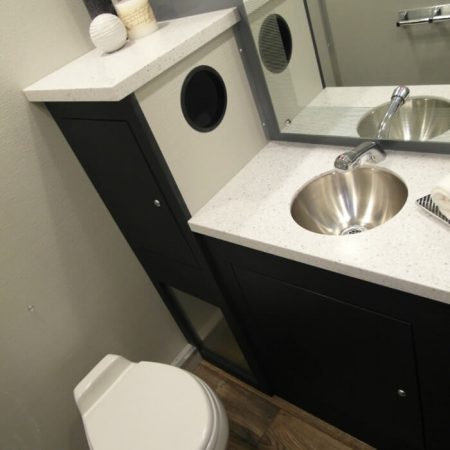 Porta Lisa Luxury Restroom Trailer - Moon Portable Restrooms